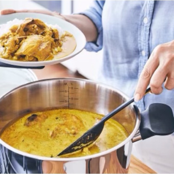 Tupperware | Kitchen | Tupperware Universal Cookware Stockpot 4 L ...